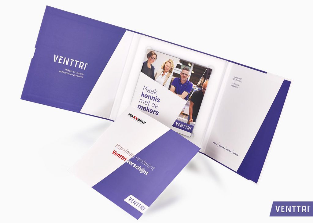 Three-fold presentation folder - Venttri