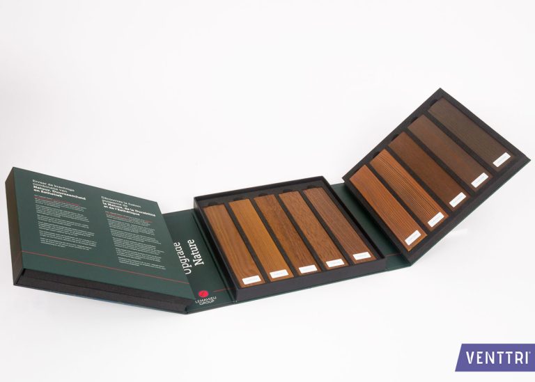 4-panel folder with wooden samples - Venttri