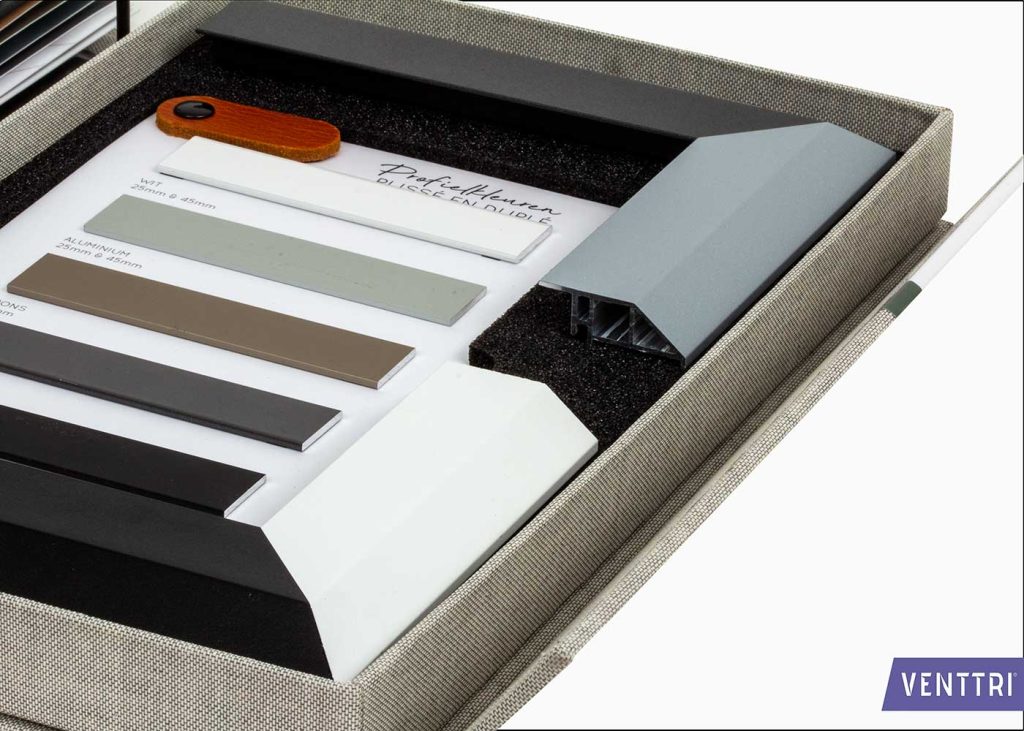 Custom-made linen sample folders - Venttri